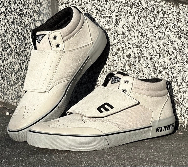 Sk8 Clothing Canada - Skateboard Clothing & Skate Shop – SK8 Clothing